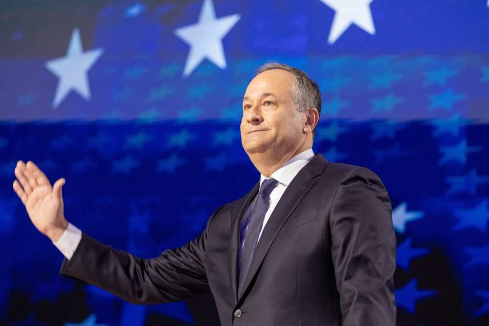 Doug Emhoff and Bruce Fischer’s Handshake Controversy | Daily Chive