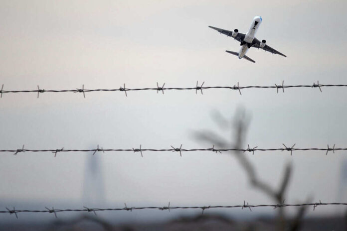 Vikings Plane Gear FAILS Mid-Flight | Daily Chive